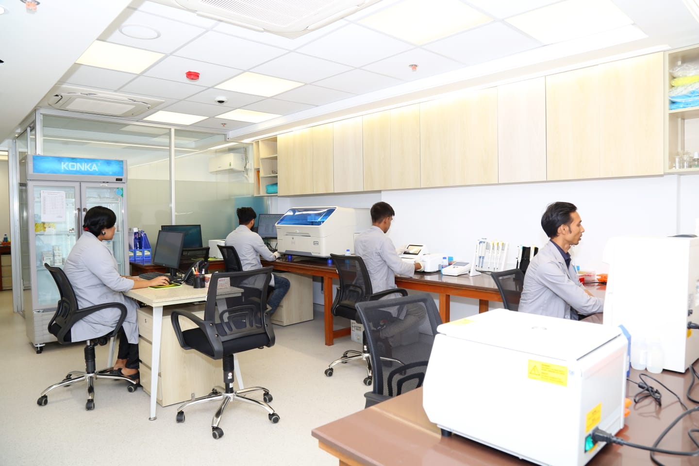 Laboratory - Dr. Fazlul Haque Colorectal Hospital Limited